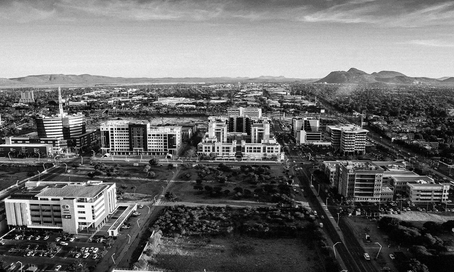 Some Near, Some Far – Doek!